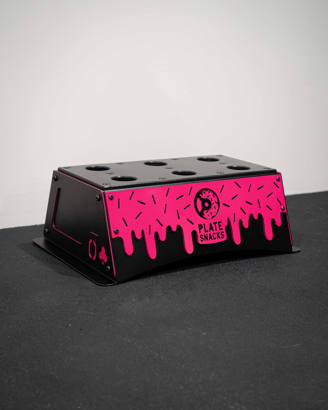 Bespoke – Oak Club Mfg